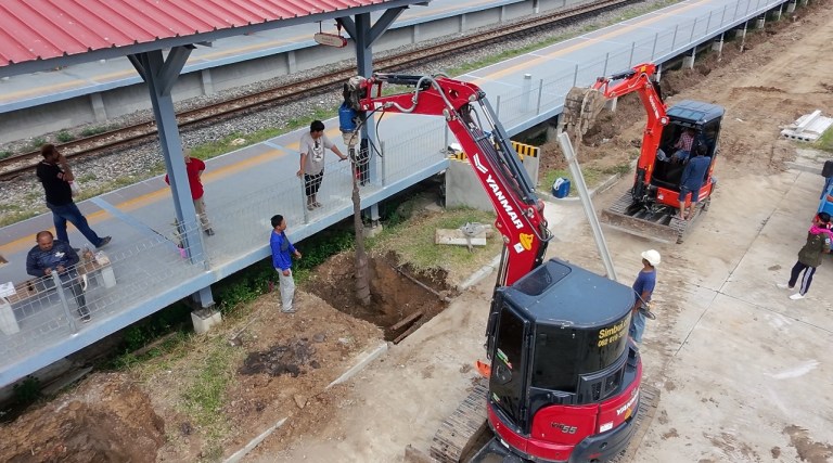 งานขุดเจาะลงเข็ม i15 โครงสร้างฐานราก ชานชาลา สถานีรถไฟ – 💯Simsef ซิมบุย ...